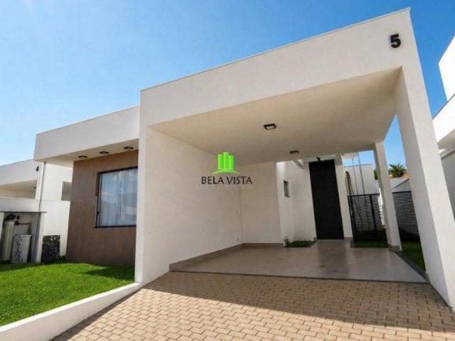 Casa Linear em Condomínio Próximo à Orla da Lagoa Central