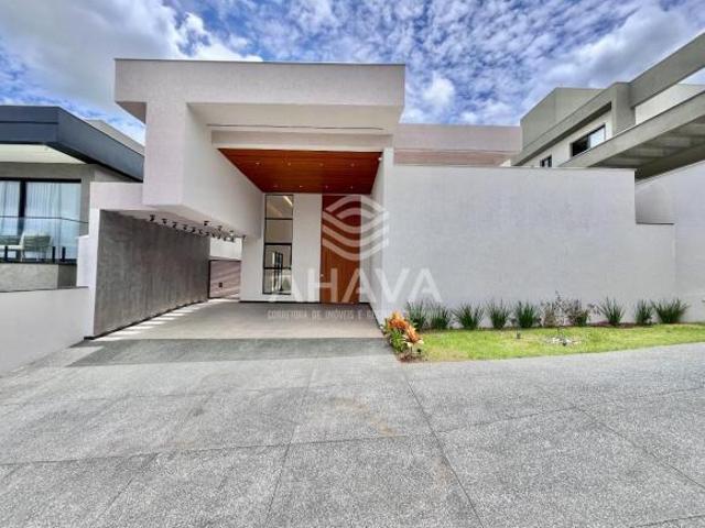 Casa Linear no Condomínio Gran Park com 3 Quartos sendo 1 Suíte à Venda, 405m², 4 Vagas