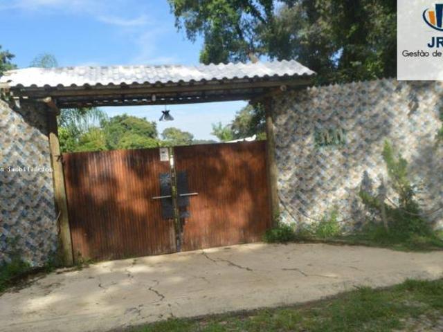 Casa linear, padrão luxo a venda no Condomínio Turmalina, Esmeraldas