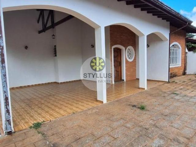Casa locação ou venda Campinas, px a Unicamp, Barão Geraldo, Campinas, 04 quartos, 02 suítes, 03 sal