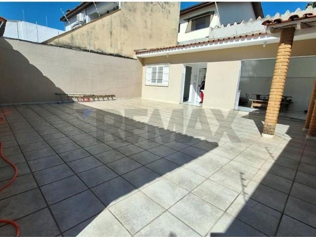 casa locaçãon 3 dorm 1 suíte com edícula Vila progresso SP