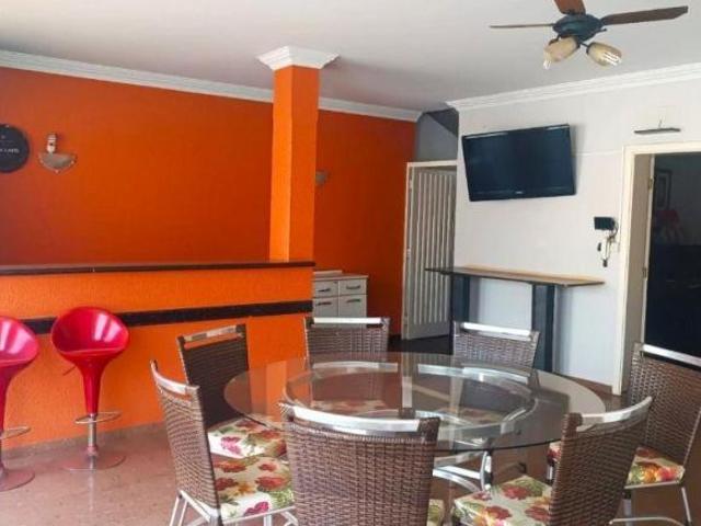 Casa localizacao exemplar, com piscina e varanda gourmet em Higienopolis, Aracatuba