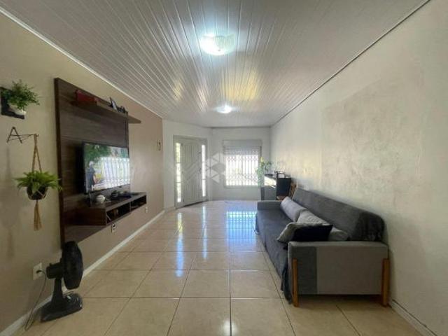 Casa localizada em uma das principais ruas da cidade, com acesso facilitado ao centro e em uma regiã