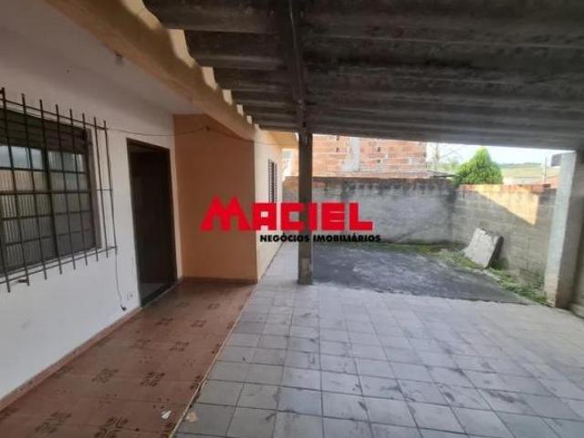 CASA LOTE INTEIRO 2 DORM COM EDICULA JD. PARAISO DO SOL