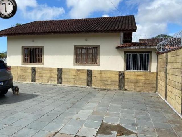 Casa lote inteiro 3 quartos com piscina a venda Itanhaém, São Paulo, bairro Gaivotas, sendo 1 dos q