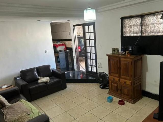 Casa Loteamento Jardim Helena 2 Dormitórios 272,19m²