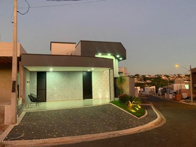 Casa, Loteamento Morro de Ouro, Mogi Guaçu, SP