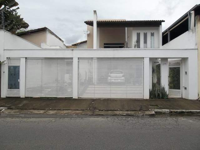 Casa p/ fins comerciais, 5 quartos no bairro ILHA DOS ARAUJOS, GOVERNADOR VALADARES, imóvel para Aluguel no valor de R$ 7.000,00