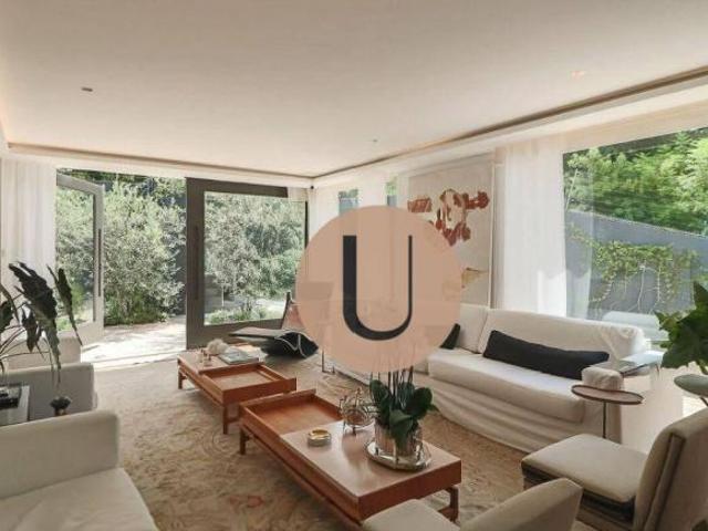 Casa | Pacaembu | Alto Padrão | Exclusividade e lazer