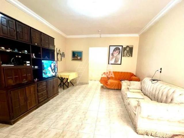 CASA PADRÃO 4 QUARTOS SALA AMPLA GARAGEM CONDOMINIO FECHADO RUA 6 VICENTE PIRES DF