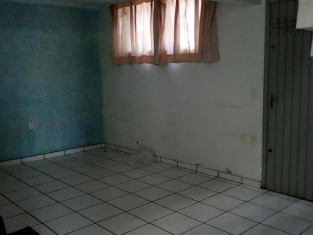 Casa Padrão Venda Centro Cod. 7825
