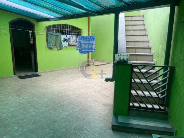 Casa padrão à venda na Vila Guedes, Pirituba, 2 quartos, sendo 1 suite e 2 vagas
