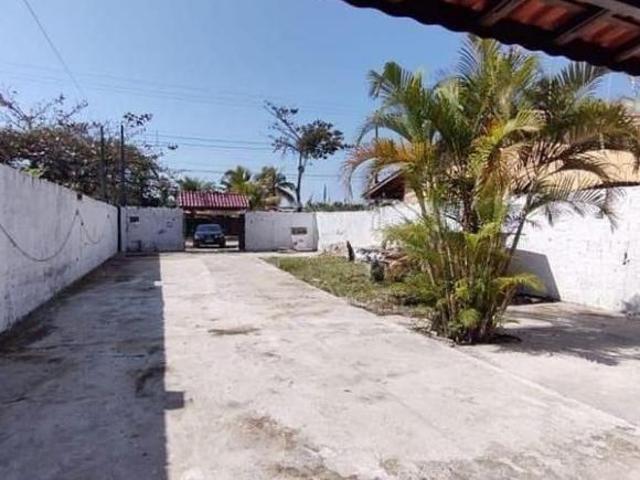 Casa padrão à Venda com 3 quartos Boraceia, Bertioga, SP