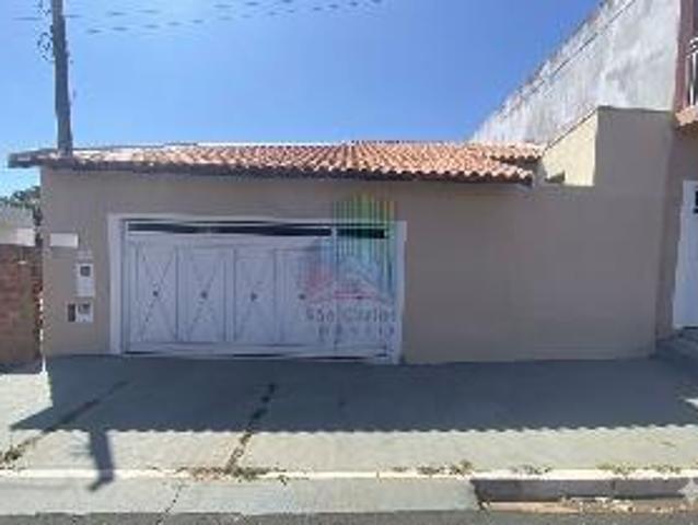 Casa Padrão à Venda e Locação no Residencial Samambaia São Carlos imóveis