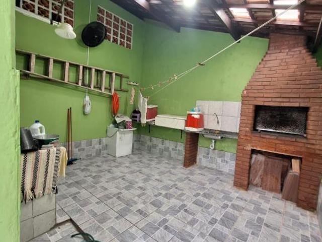 Casa Padrão a venda em Praia Grande