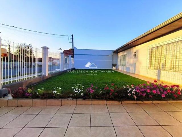 Casa Padrão bairro Águas belas