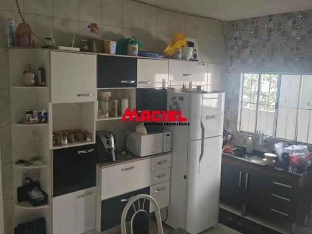 CASA PADRÃO CAMPOS DE SÃO JOSÉ 03 DORMITÓRIOS EXCELENTE LOCALIZAÇÃO