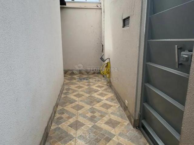 Casa Padrão em Votuporanga