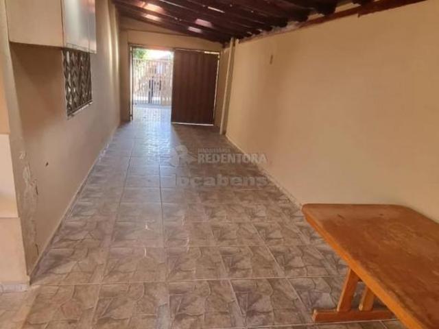 Casa padrão em Bady Bassitt