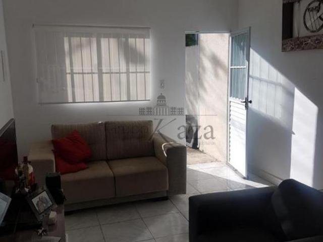 Casa Padrão em Caçapava