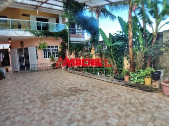Casa Padrão em Caraguatatuba