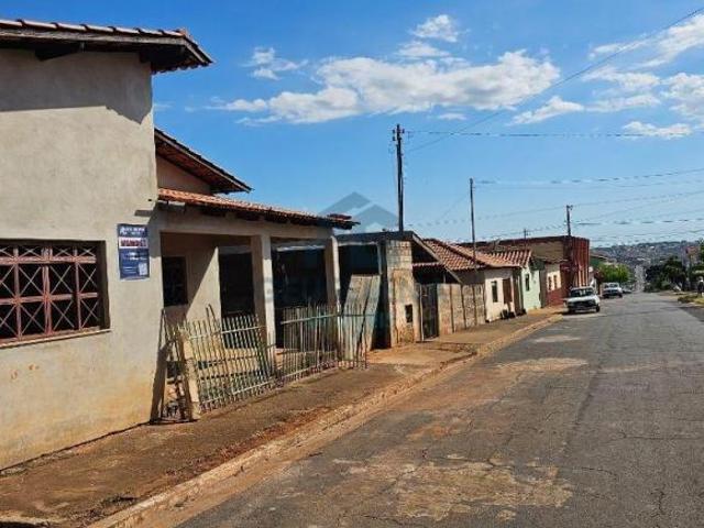 Casa Padrão em Dores do Indaiá