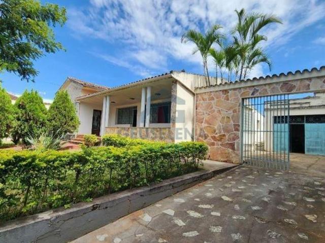 Casa Padrão em Dores do Indaiá