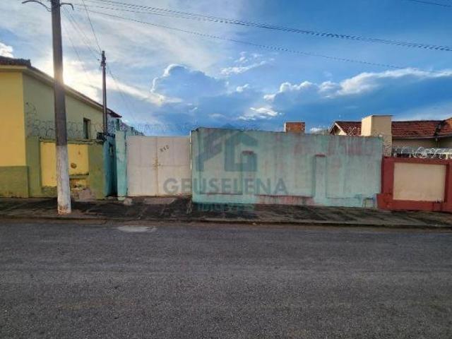 Casa Padrão em Dores do Indaiá