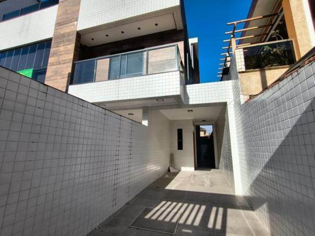 Casa Padrão em Embaré