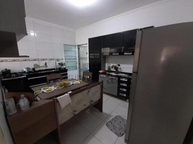 Casa Padrão em Jacareí