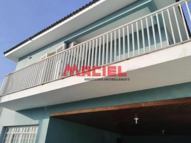 Casa Padrão em Jacarei