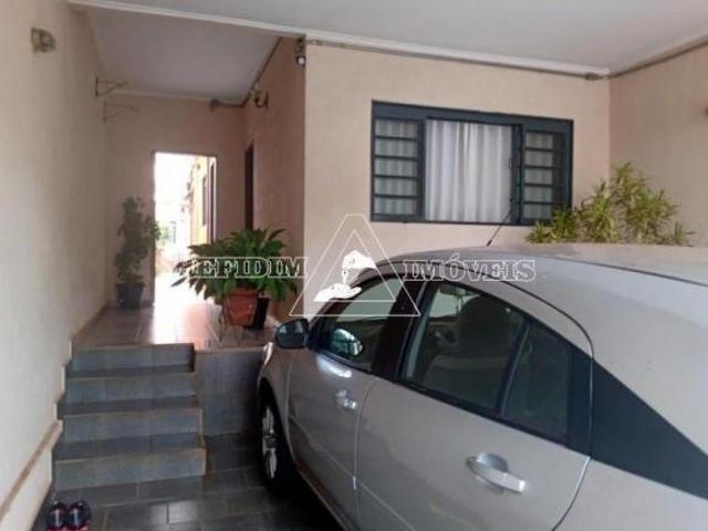Casa padrão em Jardim Irajá Ribeirão Preto