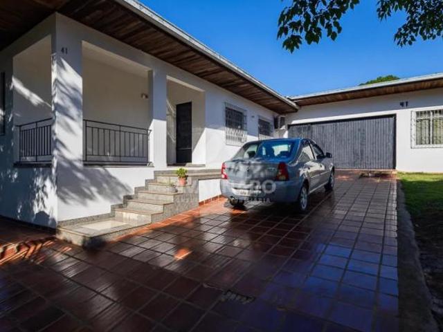 Casa Padrão em Ponta Grossa