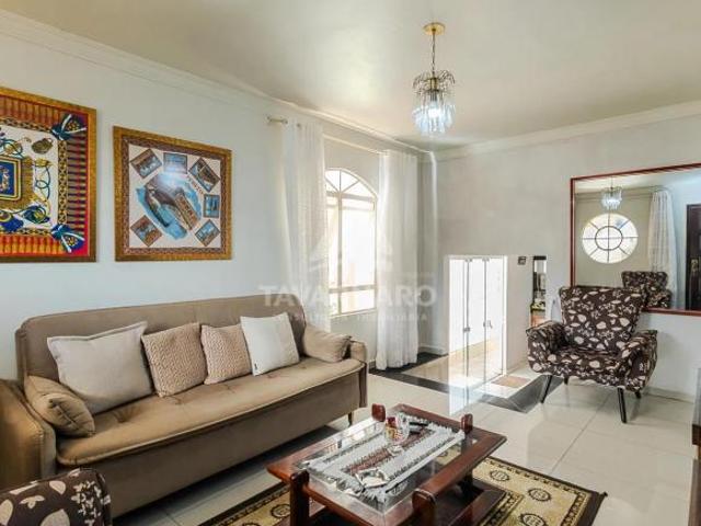 Casa Padrão em Ponta Grossa