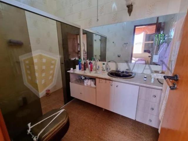 Casa Padrão em Ribeirão Preto