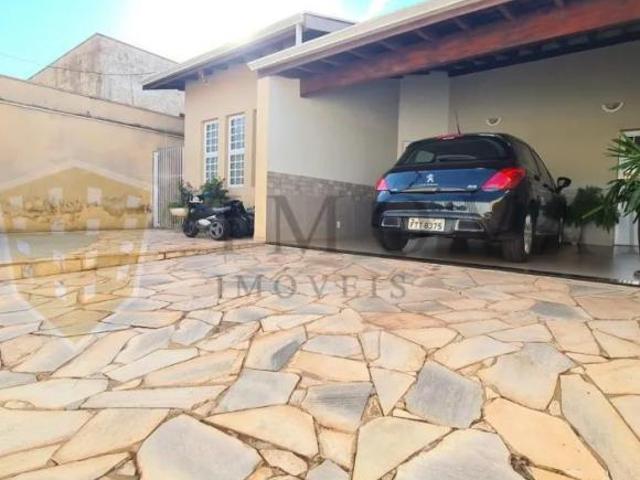 Casa Padrão em Ribeirão Preto
