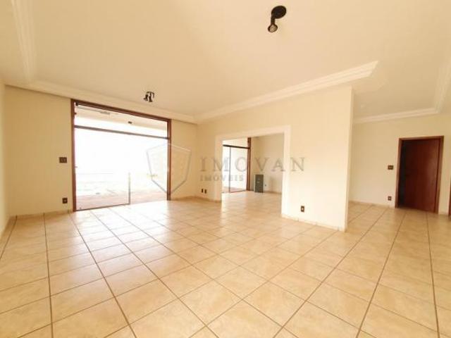 Casa Padrão em Ribeirão Preto