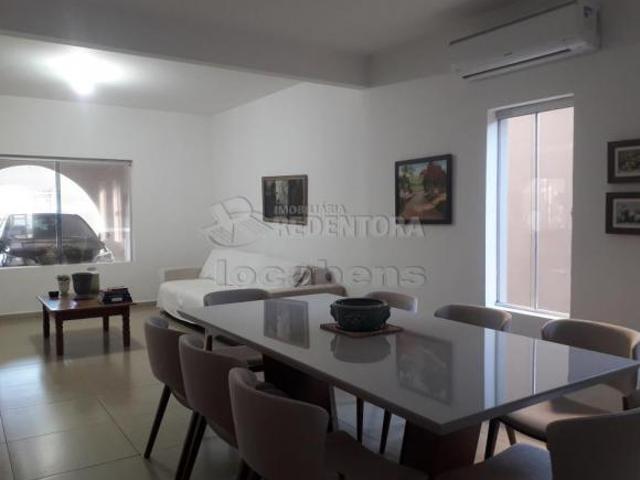 Casa Padrão em São José do Rio Preto