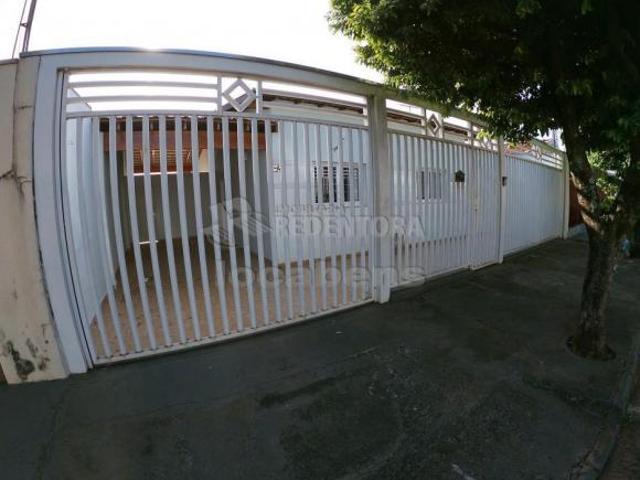Casa Padrão em São José do Rio Preto