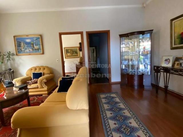 Casa Padrão em São José do Rio Preto