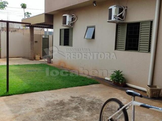 Casa Padrão em São José do Rio Preto