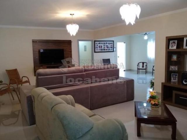 Casa Padrão em São José do Rio Preto