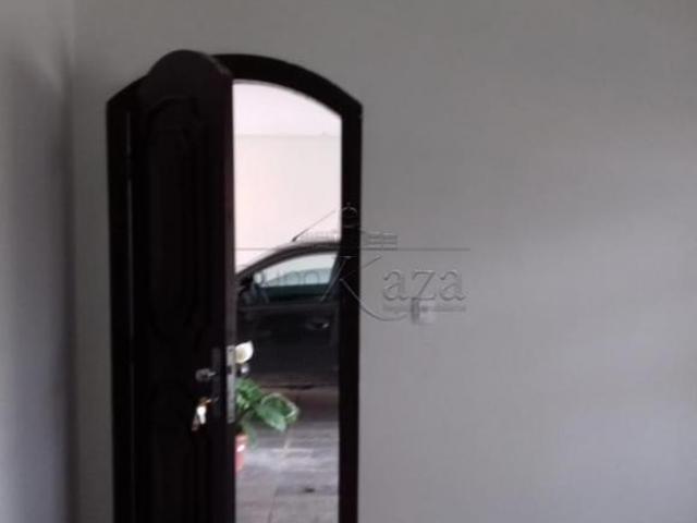 Casa Padrão em São José dos Campos