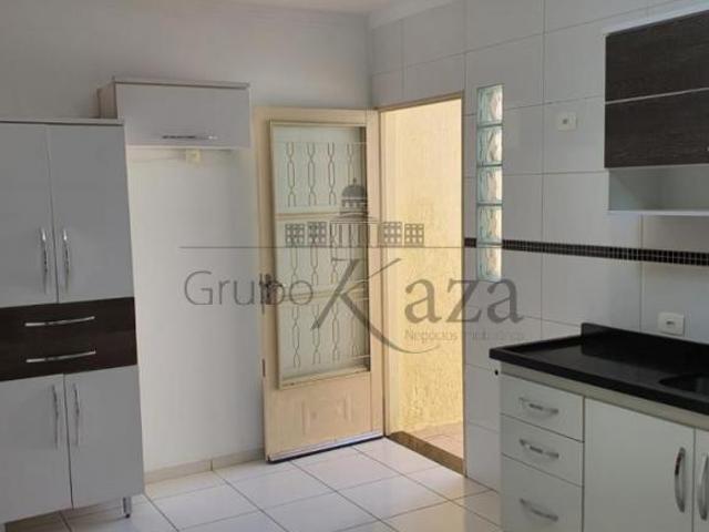 Casa Padrão em São José dos Campos