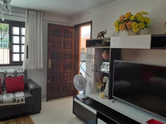 Casa Padrão em São José dos Campos