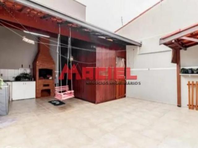 Casa Padrão em Sao Jose dos Campos