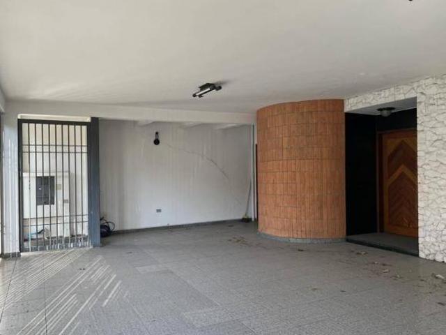 CASA PADRÃO EXCELENTE OPORTUNIDADE