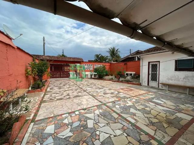 Casa Padrão Mongaguá com Edícula