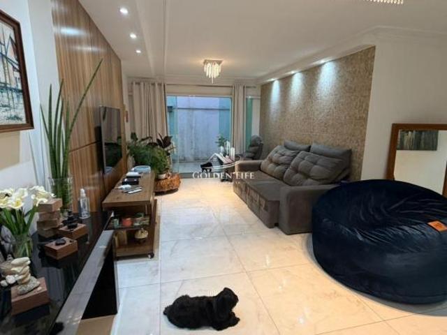 Casa Padrão no bairro Cidade Jardim