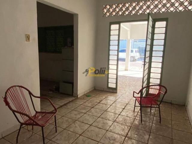 Casa Padrão no Centro da cidade